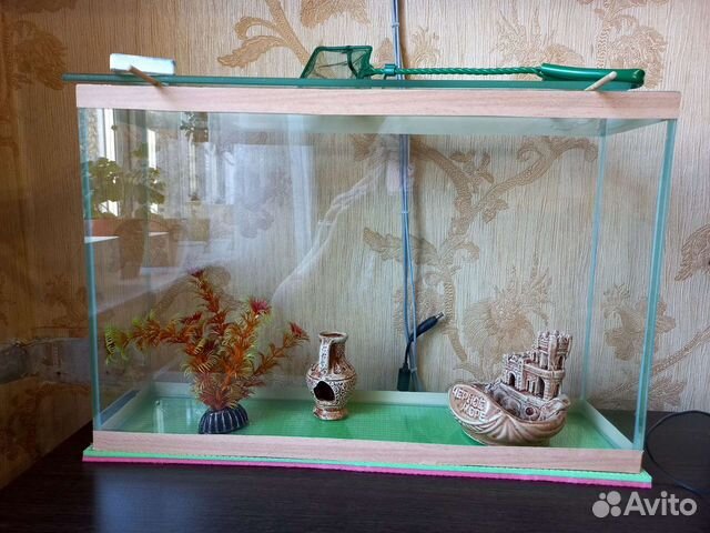 Аквариум и аксессуары к нему 25 литров