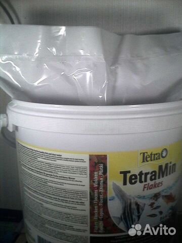 Tetra Min Flakes